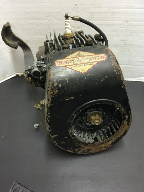 VINTAGE 1950'S? BRIGGS & Stratton Model WMB Gas Engine pedal Start For ...