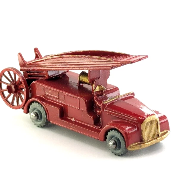 MATCHBOX LESNEY MOKO 9b Dennis Fire Engine very near MINT vintage ...