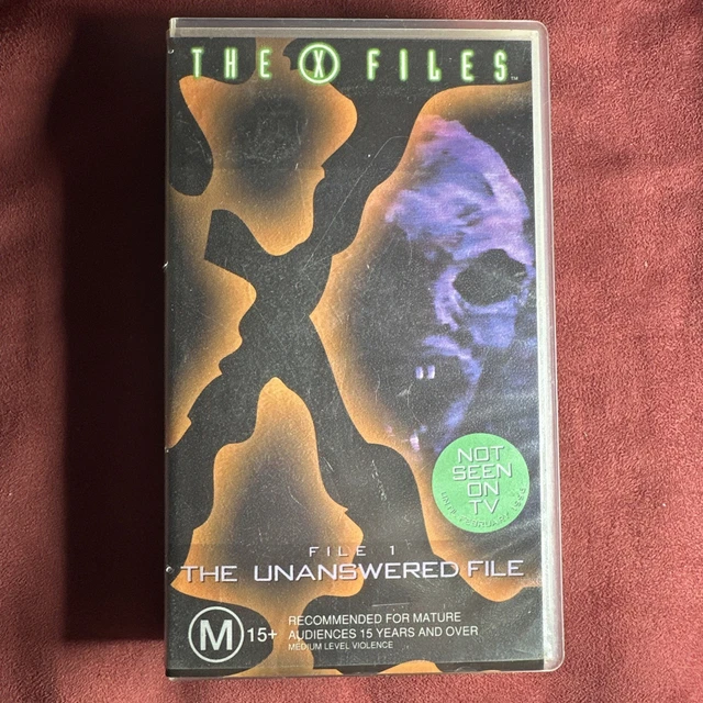 THE X-FILES FILE 1 The Unanswered File (VHS, Small Box, 1995) - Free ...