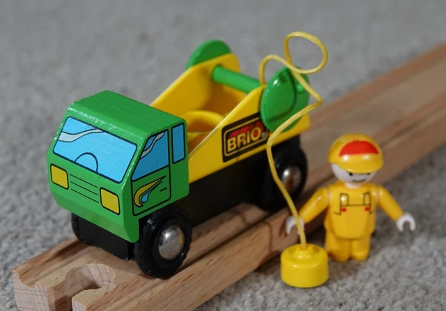 VINTAGE BRIO 33528 TRUSTY TOW TRUCK for Thomas and Friends Wooden ...