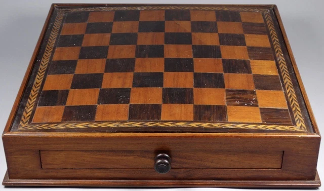 EARLY 19TH CENTURY Walnut Draughts/Chess Board With Drawer £85.00 ...
