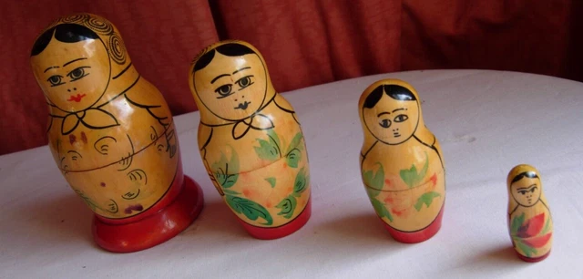 RUSSIAN MATRYOSHKA NESTING dolls vintage USSR 11.5cms tall traditional ...