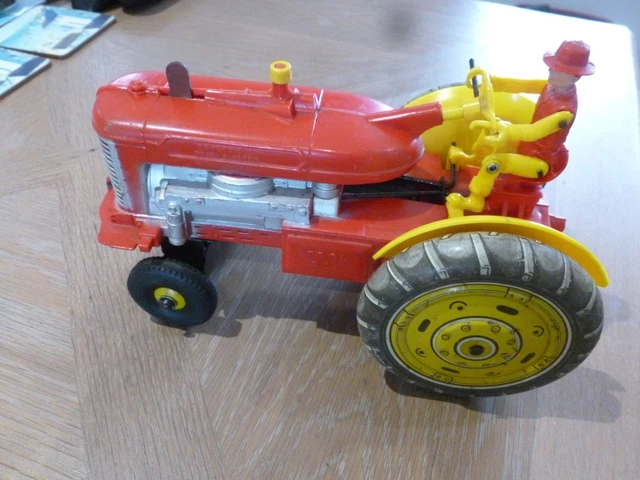 1950S LOUIS MARX Battery Operated Farm Type 10" TRACTOR FULLY WORKING £ ...