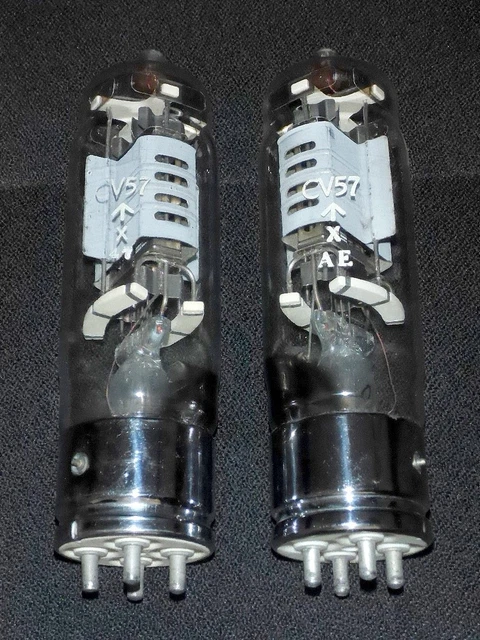 PAIR OF UK-MADE WW2-Tubes type CV57 Mil. Power Output Tetrodes; N.I.B ...