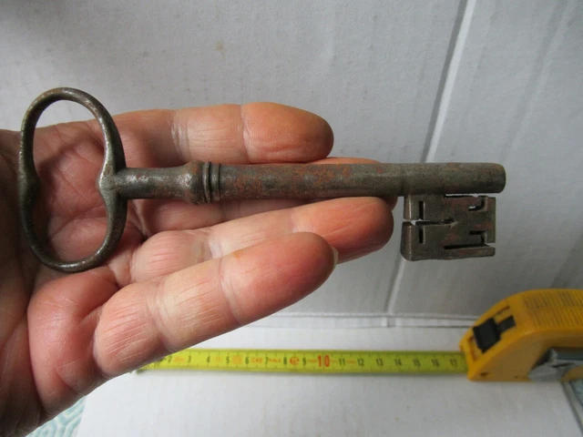ANCIEN CLE CLEF Antique Old Key Alter Schlüssel Vecchia Chiave Llave ...