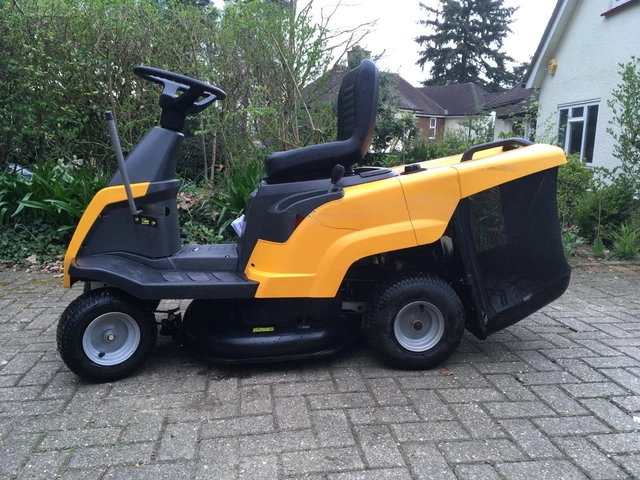 STIGA - RIDE on Lawn Mower MJ66 E Hydro (Hydrostatic Drive) Briggs ...