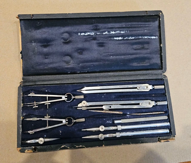 VINTAGE COLLECTABLE - Complete 1960's French Technical Drawing Set £13. ...