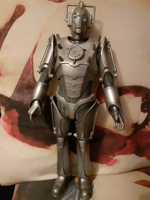 DOCTOR WHO CYBER Controller Cyberman 12" Inch Figure 1/6 scale Cybermen ...