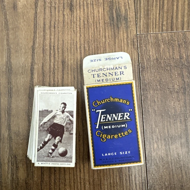 CHURCHMANS CIGARETTE CARDS Footballers - Rare In Original Box £4.99 ...