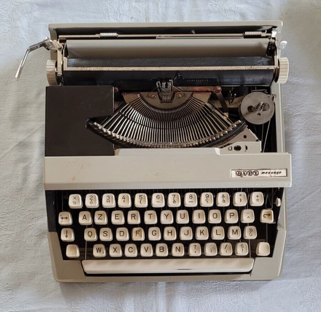 ANCIENNE MACHINE A Ecrire "Jappy Message" Vendu Dans L'etat Pour Piece ...