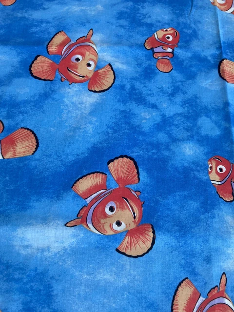 DISNEY PIXAR FINDING Nemo 145cmx90cm Fabric Remnant Licensed Cotton £6. ...