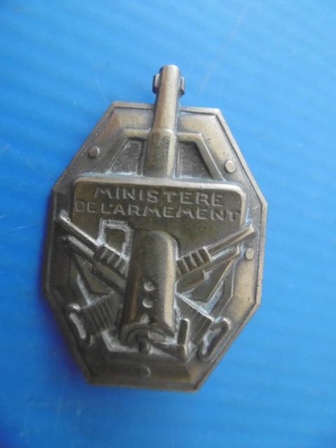 INSIGNE MINISTERE DE L'armement - Armee - Militaria - Guerre - Insigne ...