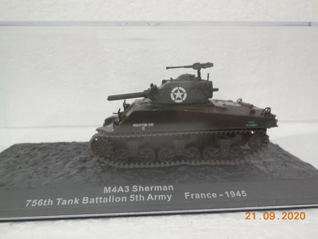 DEAGOSTINI ~ 1;72 Combat Tank ~M4A3 Sherman. 756th Tank Battalion 5th ...