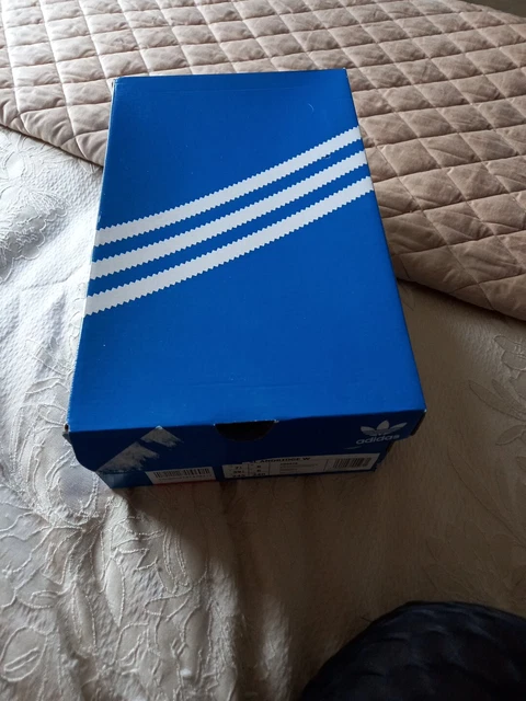 ADIDAS BLUE AND White Empty Shoe Box Includes Original Tissue Paper £3. ...