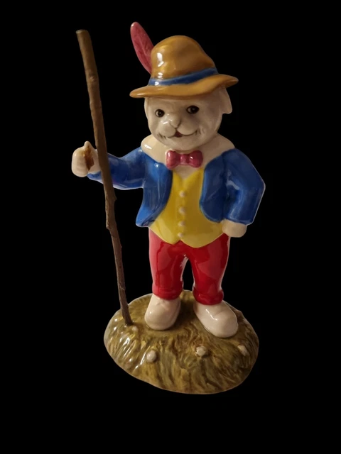 ROYAL DOULTON RUPERT Bear - Algy Pug Looking Like Robin Hood Ex Con ...