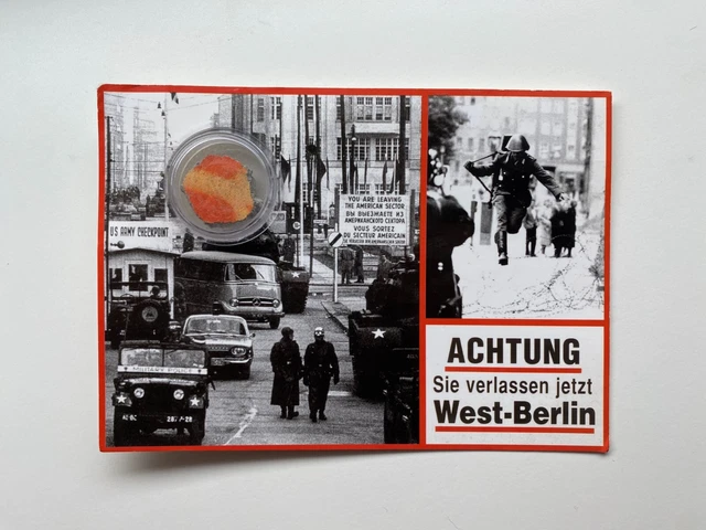 POSTKARTE ANSICHTSKARTE BERLIN + Mauerstück - Sie verlassen jetzt West ...