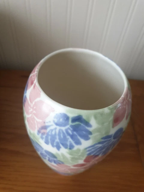POTTERY VASE. by Ben Thomas, Hornsea. £13.50 - PicClick UK