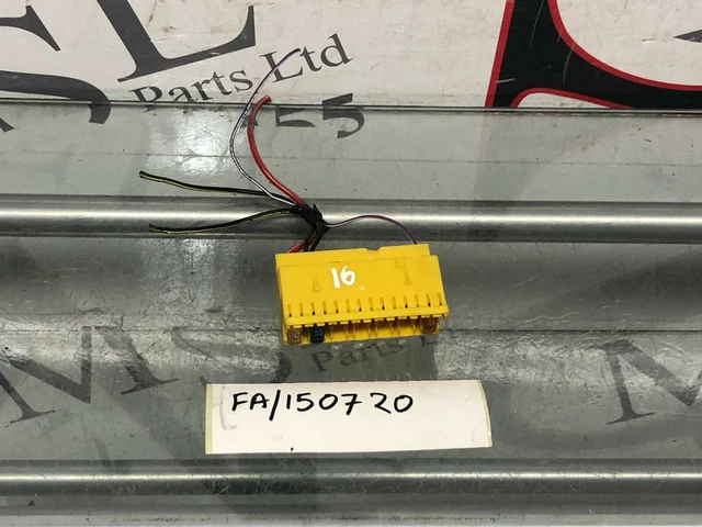 MERCEDES BENZ W117 Cla Class Fuse And Relay Block Connector A0055459701 ...