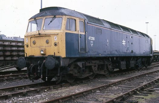 ORIGINAL COLOUR SLIDE of 47256 BR class 47 diesel loco £2.25 - PicClick UK