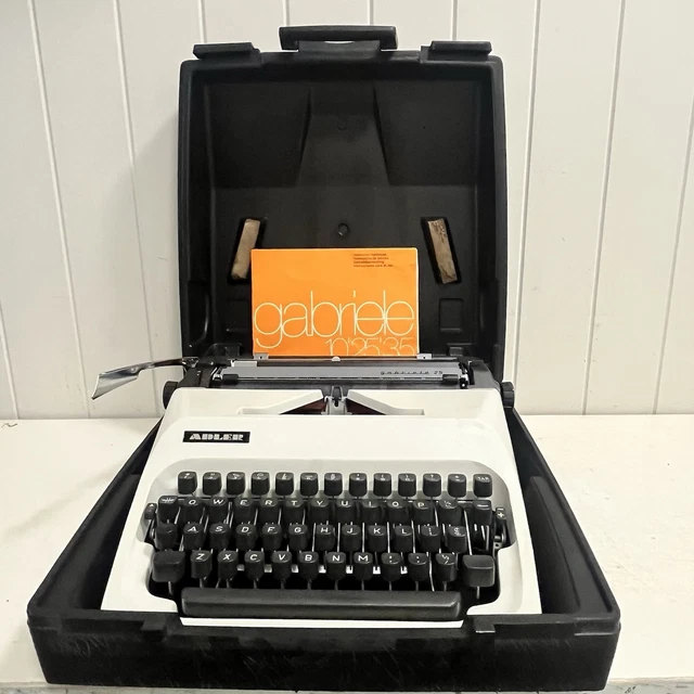 VINTAGE ADLER GABRIELE 25 typewriter in its case RETRO Made in West ...