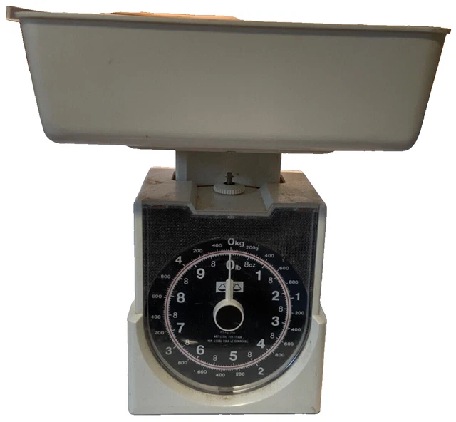 VINTAGE FOOD SCALE, 10 lb's, 45 kg and 25 grams, Plastic, Good ...