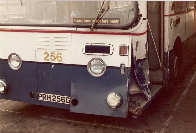OLD BUS PHOTOS: Hull Corporation Transport Bus Reg: PRH 256G 1969 ...