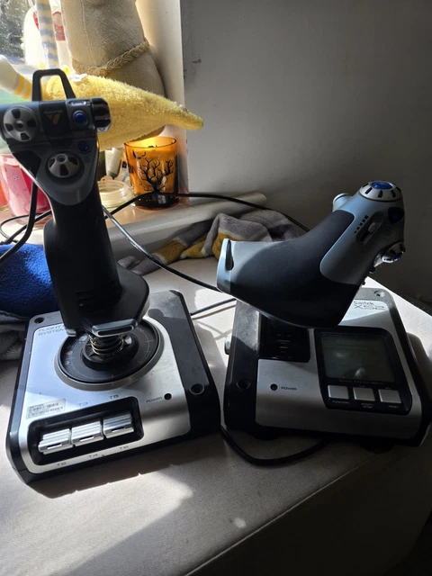 SAITEK X52 PRO Flight Controller System HOTAS throttle & Joystick £57. ...