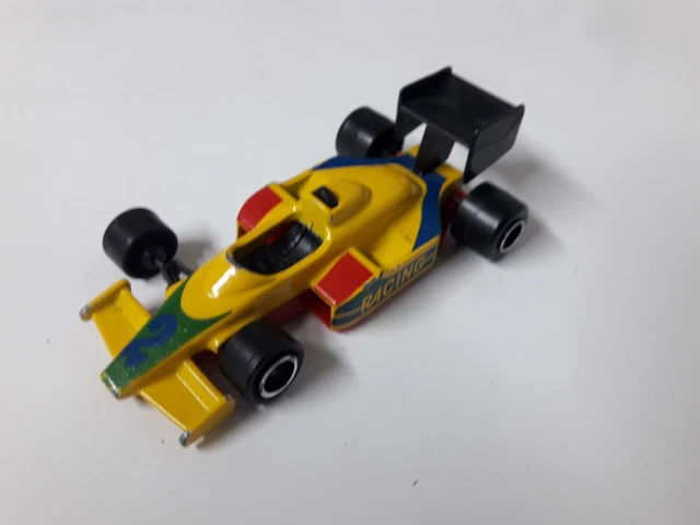 F1 RACING N°3 F1 Formule 1 MAJORETTE N°238 éch. 1/55 made in France EUR 2,00 - PicClick FR