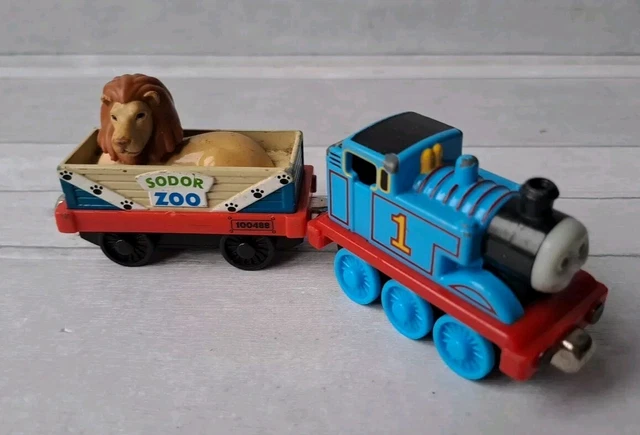 SODOR ZOO ROARING LION ( +THOMAS £8.00 - PicClick UK