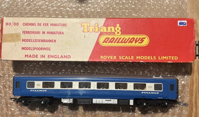TRIANG RAILWAYS R426 Br Blue Pullman Centre Car Coach W60747 Boxed £27. ...