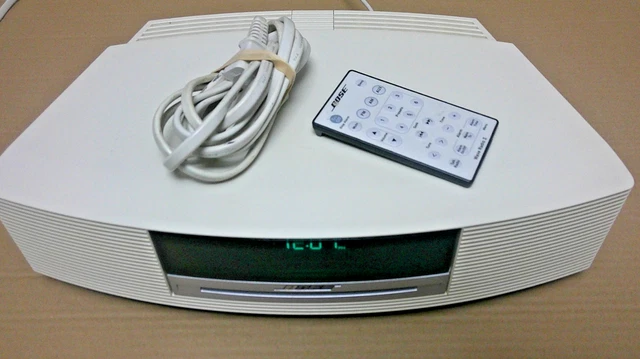 BOSE WAVE MUSIC System (AWRCC2) CD/AM/FM w/remote. Works $267.79 ...
