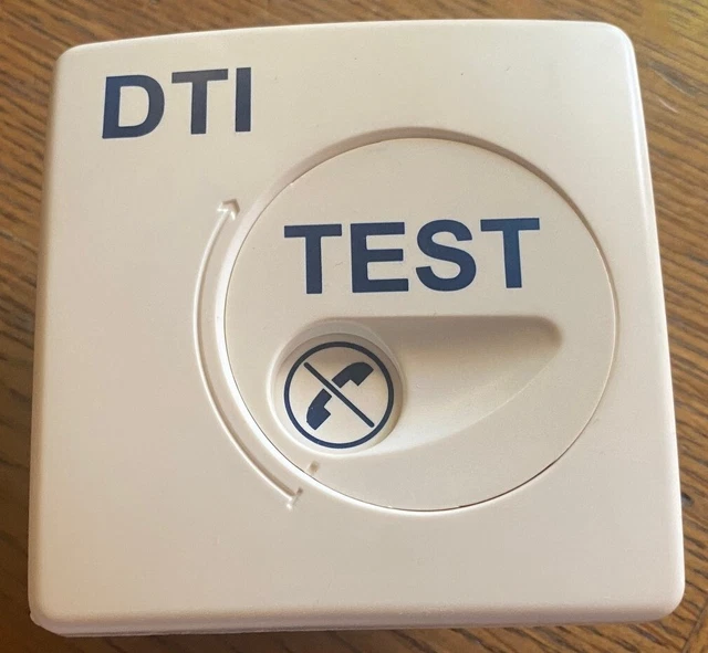 DTI TEST - Prise murale encastrable - Ensemble complet avec griffes ...