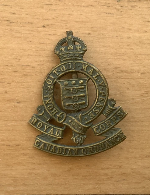 INSIGNE METAL ROYAL Canadian Ordnance Corps Cap Badge Original Ww2 EUR ...