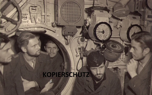 U-BOOT-KRIEG FOTO U 552 Kommandant Erich Topp Bootsinnere EUR 8,00 ...