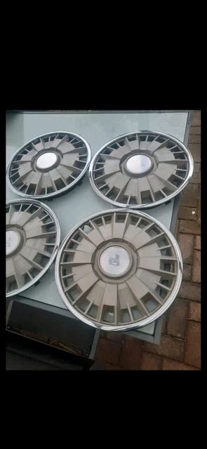 HOLDEN VH COMMODORE Slx Original Used Holden Hubcaps $75.00 - PicClick AU