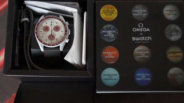 OMEGA X SWATCH Speedmaster MoonSwatch Light Cool Grey SO33M101 Pluto ...