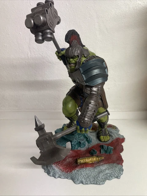 MARVEL DIAMOND SELECT Gallery Hulk Gladiator Thor Ragnarok Statue £49. ...