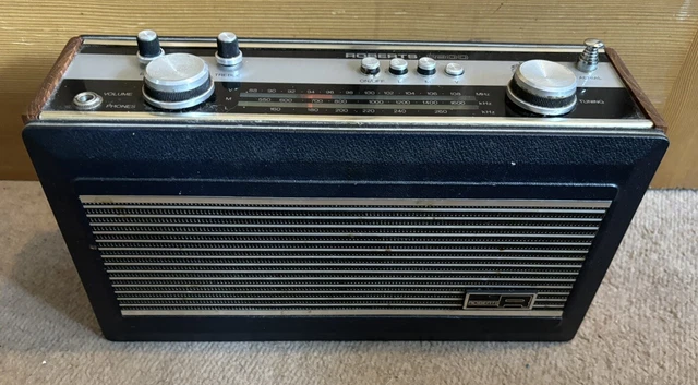 ROBERTS RADIO - R900 (late 1980’s) - Working - Please Read Description ...