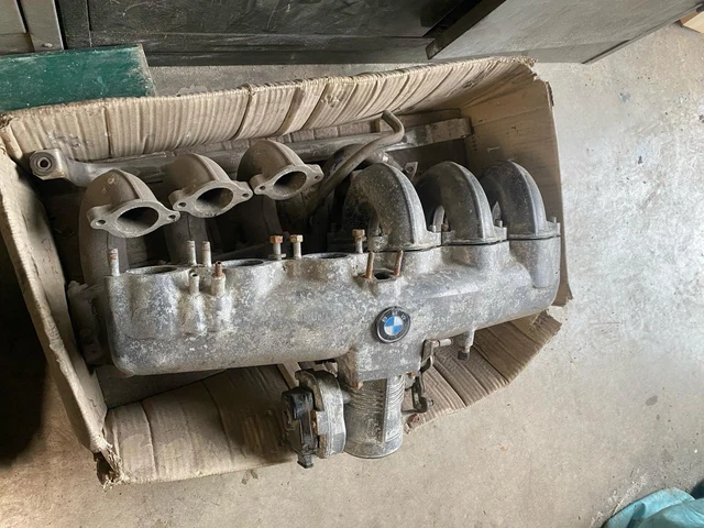 BMW INTAKE MANIFOLD Throttle E12 E23 E24 E28 E32 M30b35 535i 635i 735i ...