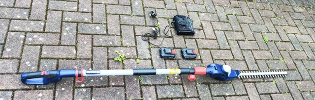 SPEAR & JACKSON CORDLESS POLE HEDGE TRIMMER S18EHP WITH 2 x BATTERIES ...