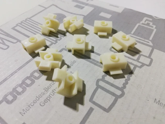 10X BEFESTIGUNG CLIPS Mercedes W124 Verkleidung Tür Beplankung ...