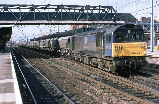COLOUR SLIDE, CLASS 58, 58002, Doncaster, Mainline Livery, May 99 £1.15 ...