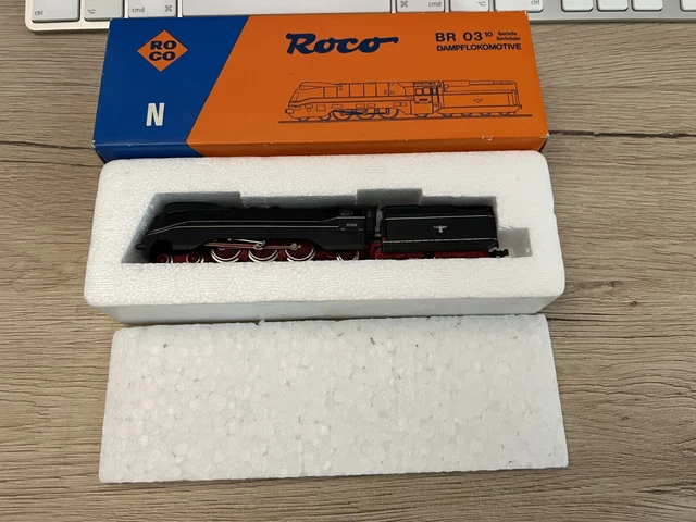 ROCO 02103 A Locomotive BR03 1050 Le Dr Voie N Bon État en Emballage D ...