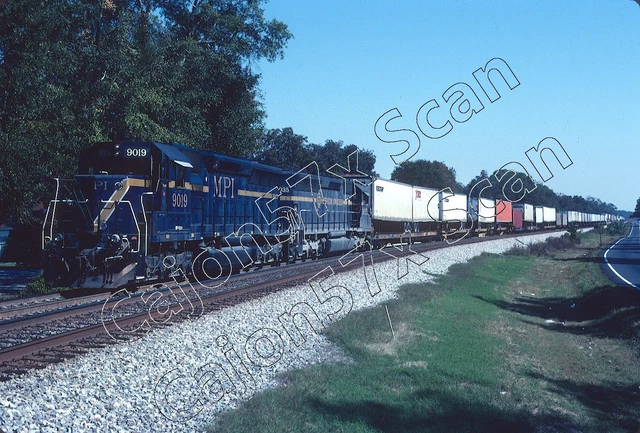 ORIGINAL DIA - MKCX SD45m 9019 MPI Paint & NS Train At Jackson, GA. 11/ ...