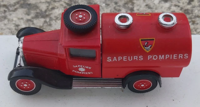 VÉHICULE DE POMPIERS Citroën C4F 1930 ,Solido made in France, ech: 1 ...