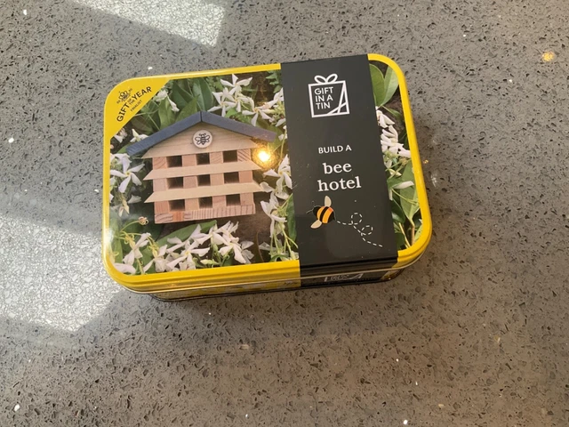 BUILD A BEE Hotel kit to create a home for solitary bees and other ...