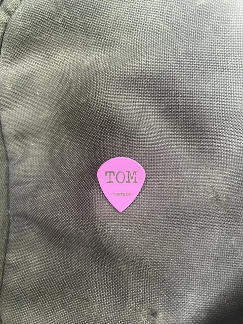TOM MORELLO GUITAR pick from Ozzy Osbournes final show £20.00 - PicClick UK