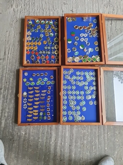 230 VINTAGE ARCHERY Medals In Display Cases £80.00 - PicClick UK