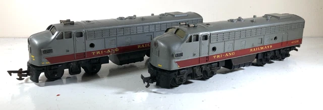 TRI-ANG R55 TRANSCONTINENTAL Diesel Locomotive 4008 & Trailing Car OO ...