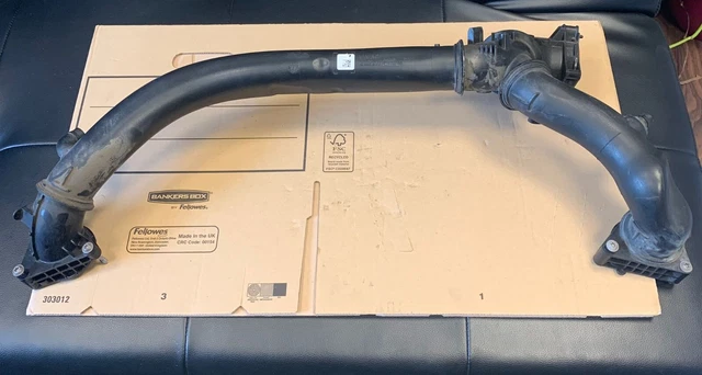 GENUINE VW AUDI Touareg Q7 Q8 Air Intake Pressure Pipe 06M145674DR £100 ...